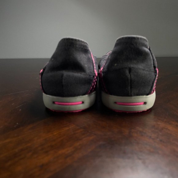 CROCS | Shoes | Crocs Stretch Sole Charcoal Canvas Slipon Flat Loafer ...